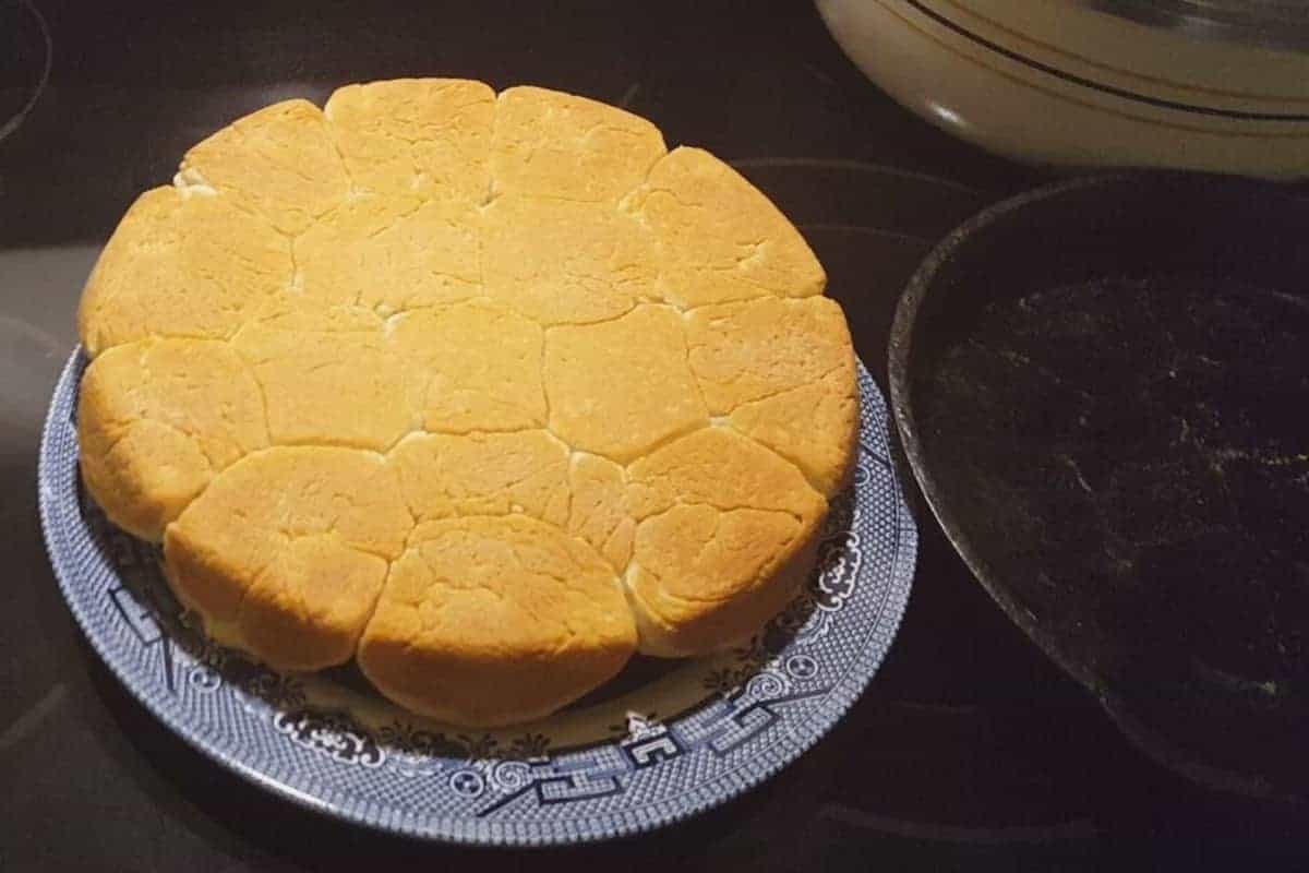 How to Make Fluffy Southern Biscuits From Scratch (12 Steps ...