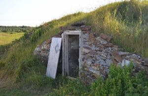 What Is a Root Cellar? Why They Work & What They Are Used For ...