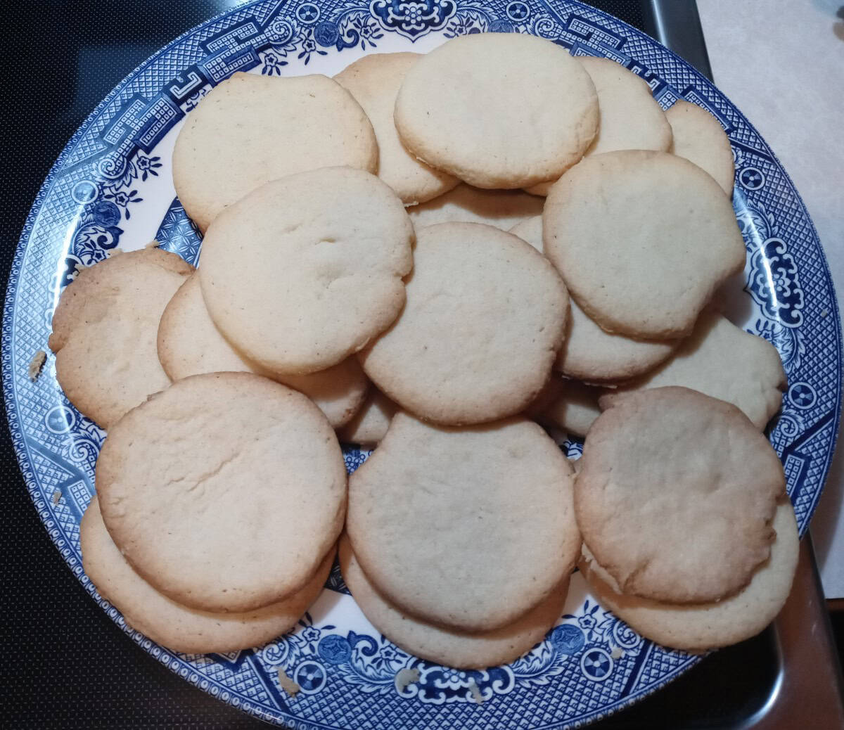 How to Make Perfect Sugar Cookies - Preserving Sweetness